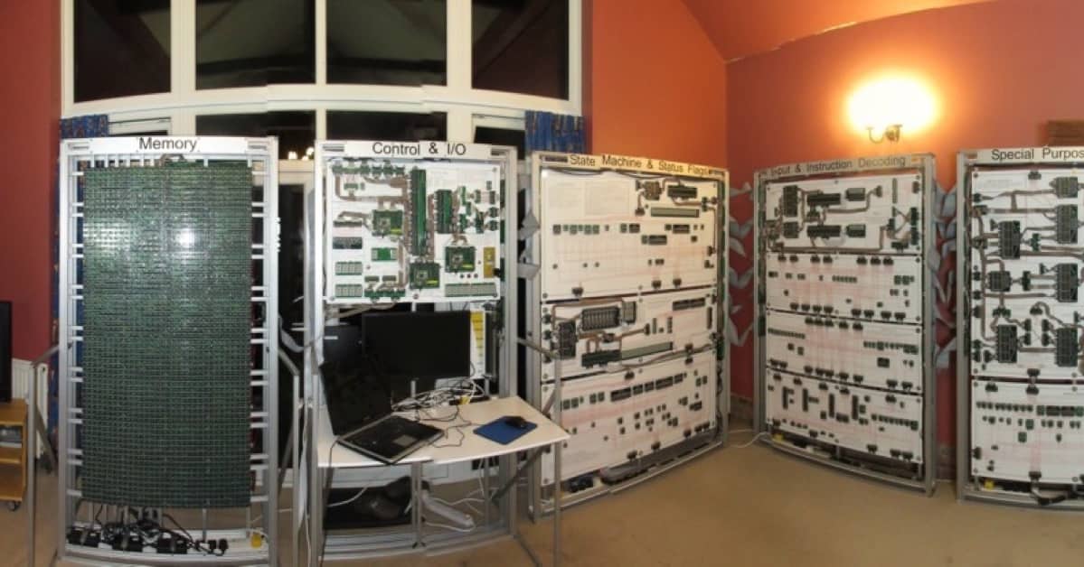 A Computer with Lights, Get Inside, See What's Happening - The Mac Observer