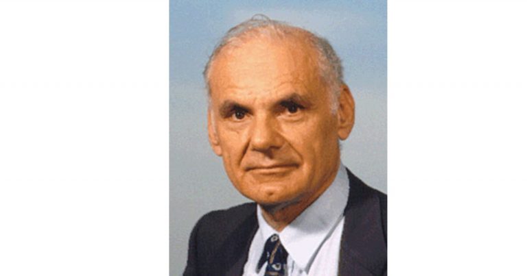 Internet founding father Larry Roberts dies aged 81 - The Mac Observer