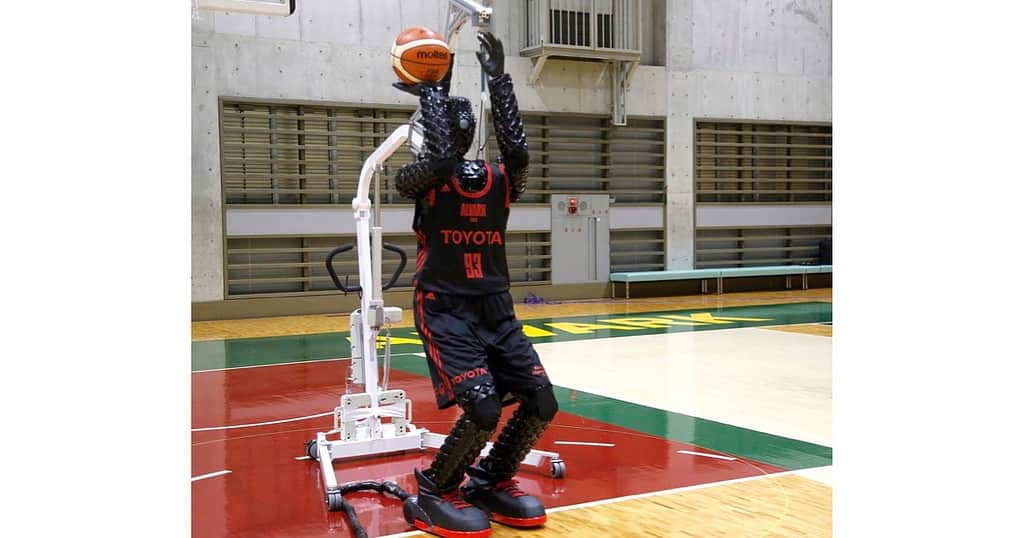 An Amazing Basketball-shooting, 3 Point Specialist Robot [Video] - The ...