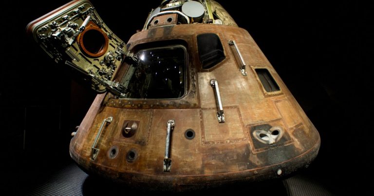 iPhones Have 100,000 Times More Processing Power Than Apollo 11 ...