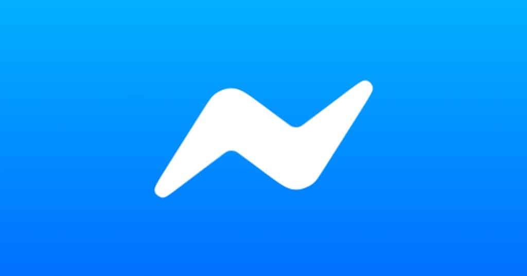 Facebook Wants Messenger to be Default iOS Message App