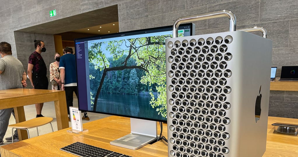 Apple Prepping M2 MacBook Pro, M2 Mac mini and M2 Extreme Mac Pro