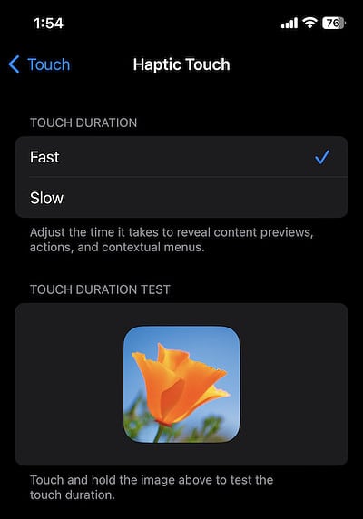 How to Use Live Wallpapers with iOS 16