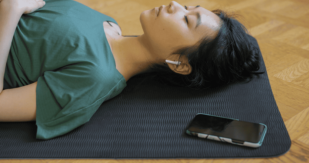 iOS Amazon app interrupts audio