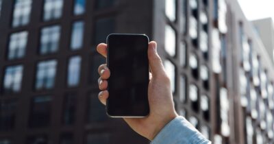 iPhone Black Screen of Death: Causes and Effective Solutions