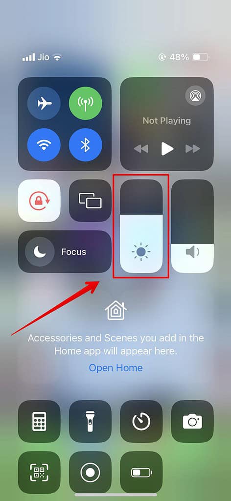 How To Make the Time Brighter on iPhone Lock Screen in iOS 17 - The Mac ...