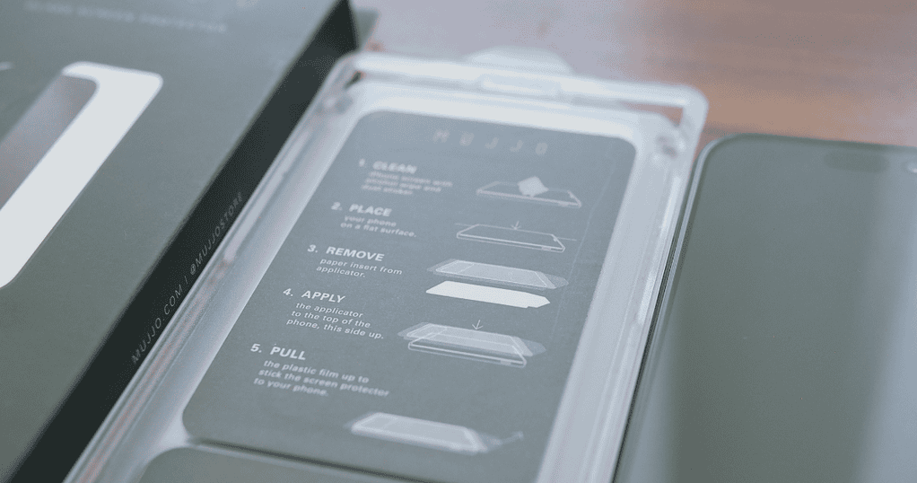Mujjo Glass Screen Protector for iPhone: A Must-Have Accessory? - The ...