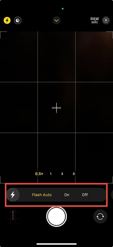 How to Fix iPhone Flashlight Not Working on iOS 18/18.2.1 - The Mac ...