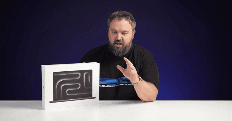 YouTuber Upgrades MacBook Pro Storage from 256GB to 2TB By Bypassing ...