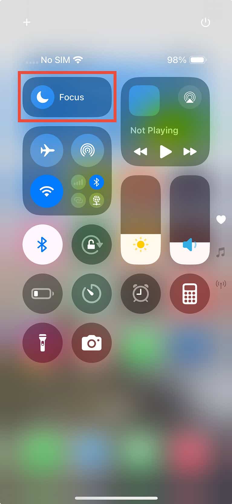 How to Fix iPhone 15 Pro Max Not Vibrating on Silent Mode - The Mac ...
