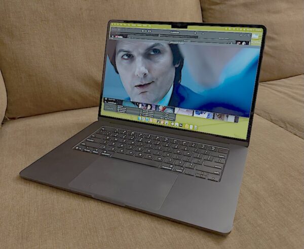 Review: One Week with the M4 MacBook Air, A Top-Notch Device for Anyone ...
