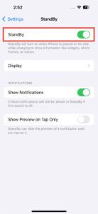 How to Display an Analog Clock on Your iPhone Lock Screen