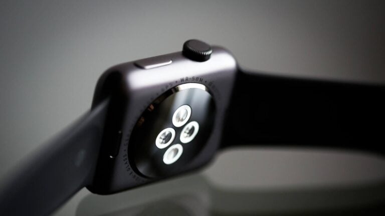Apple Could Soon Launch NFC Watch Bands That Auto-Personalize Your Watch