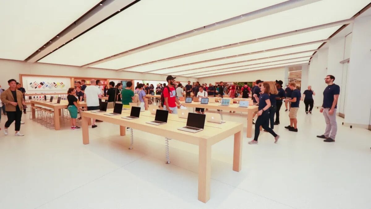Apple to Launch iPhone 17 with Parallel Production in India and China