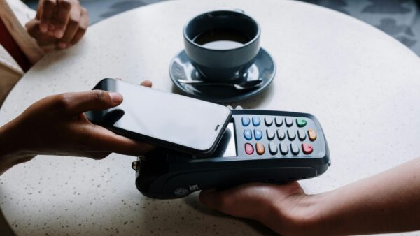 Full List of Stores That Accept Apple Pay in 2026