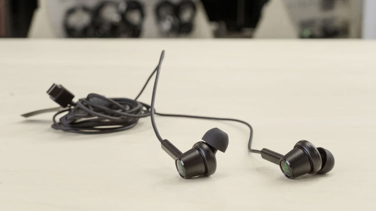 Best Wired Headphones for iPhone 16