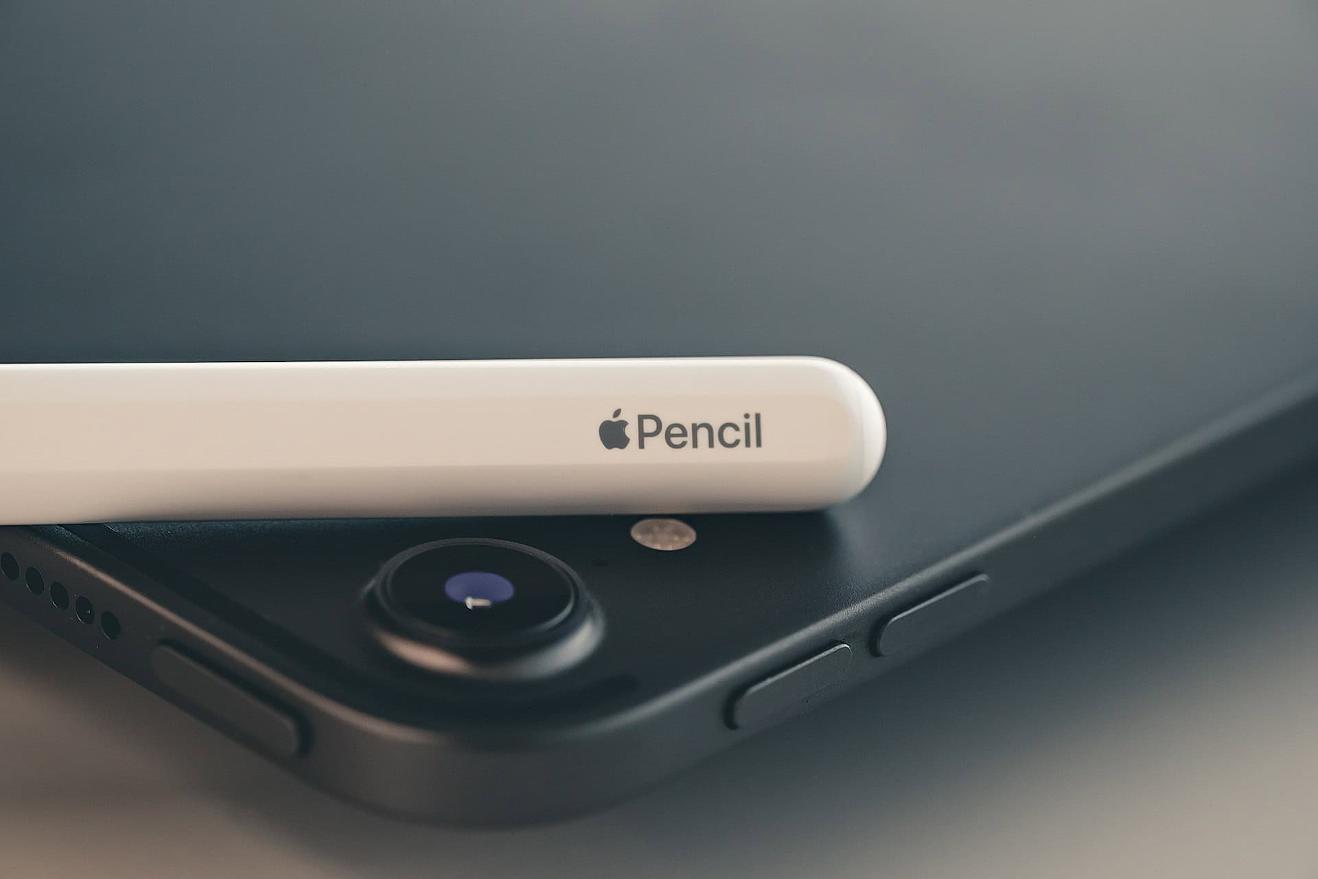 Charge Your Apple Pencil Like This [All Models]