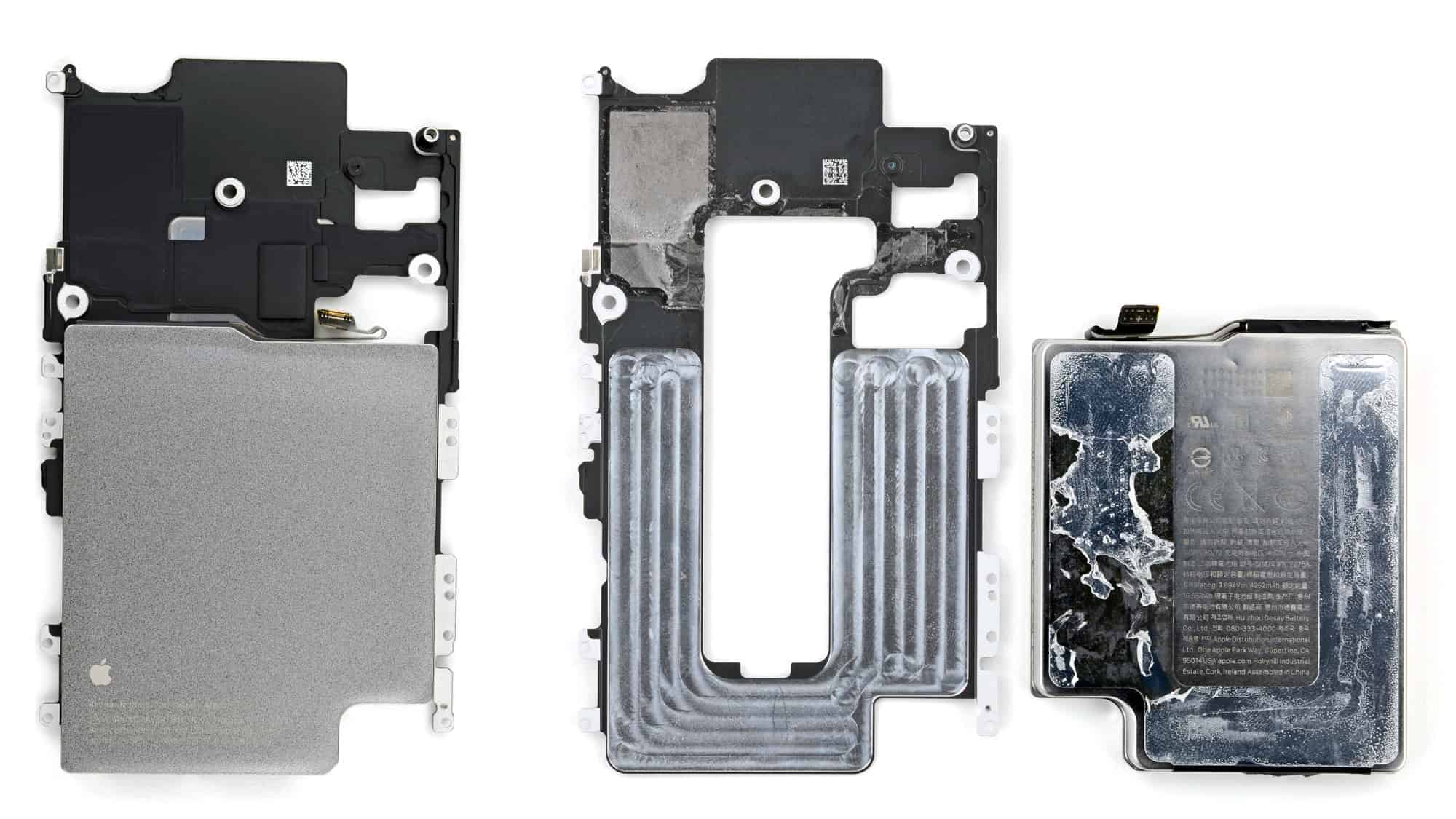 IPhone 17 Pro Teardown Reveals Vapor Chamber Cooling And Scratchgate Issues iphone-17-pro-teardown-reveals-vapor-chamber-cooling-and-scratchgate-issues