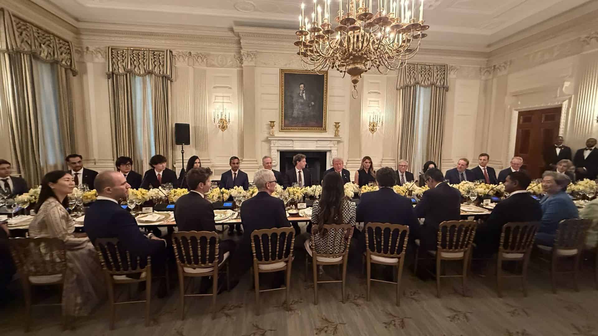 Tim Cook to Trump: Apple’s Domestic Investment Reflects “Your Leadership”