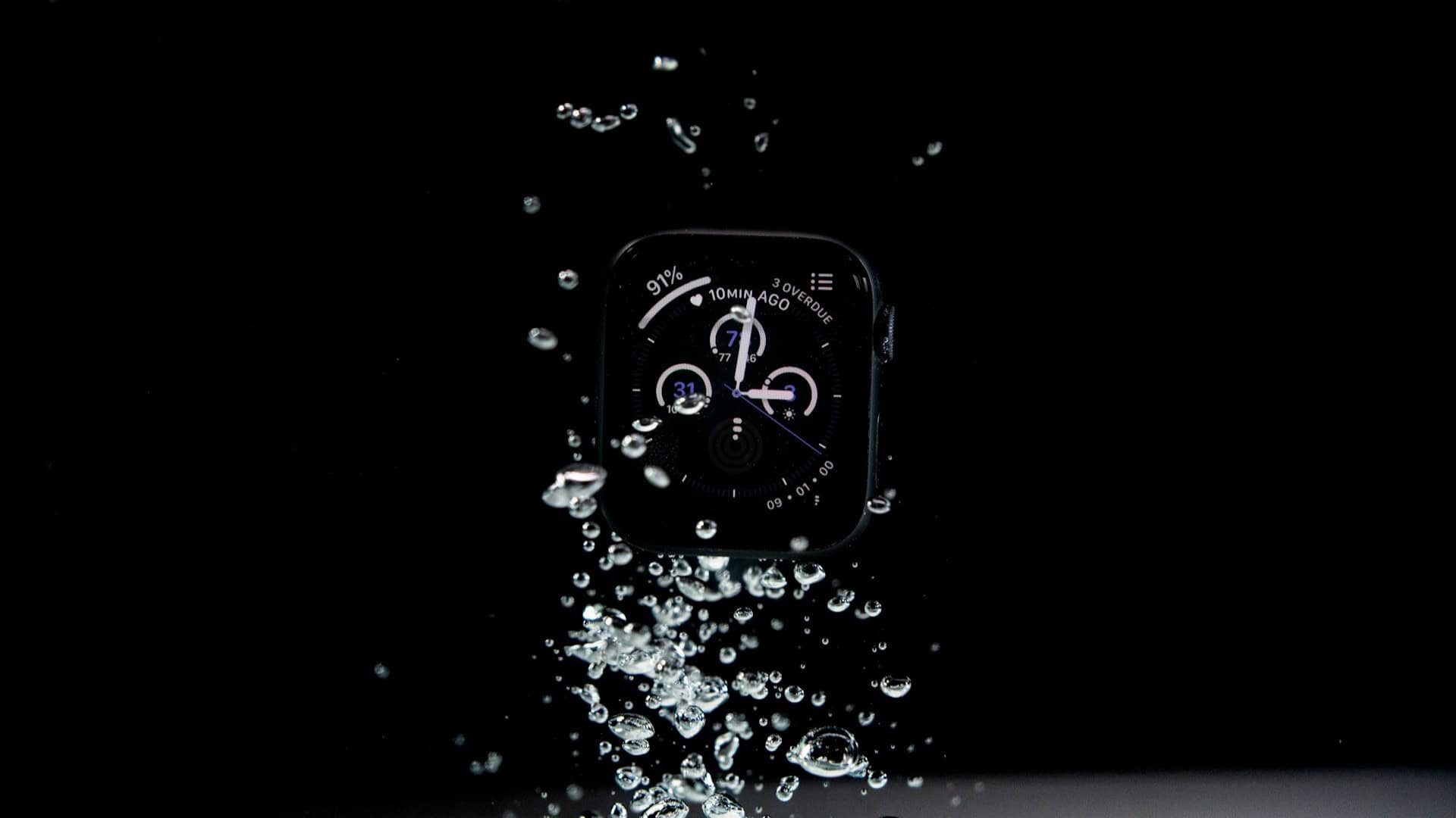 6 Steps to Remove Water From Your Apple Watch