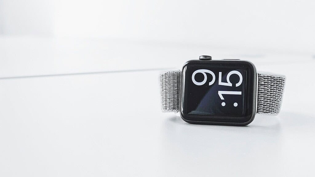 How to Use Apple Watch for Beginners (Step by Step)