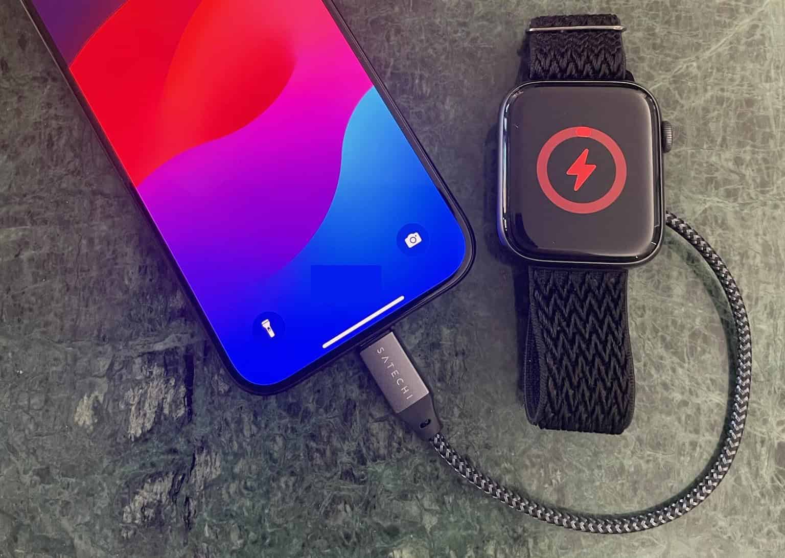 4 Ways to Charge Your Apple Watch (Including With iPhone)