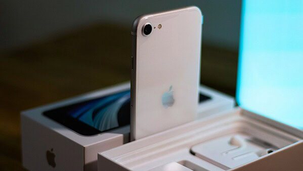 iPhone to Feature Under-Display Camera and Face ID by 2027 - The Mac ...