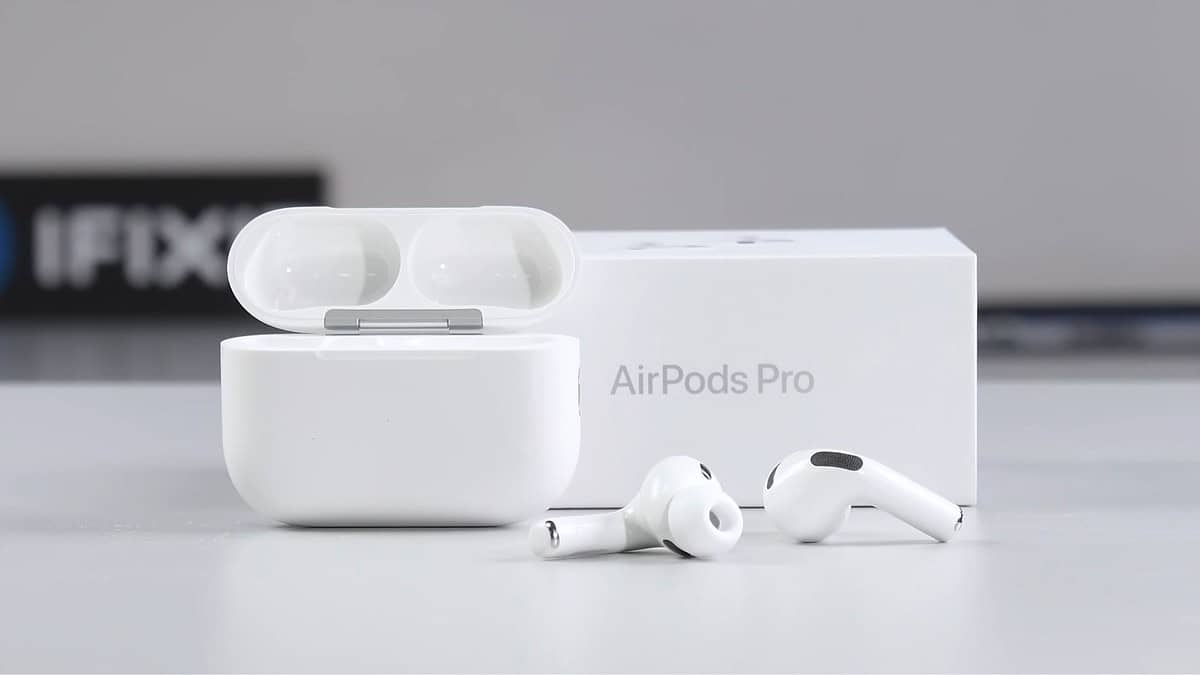 Apple rolls out new AirPods firmware ahead of iOS 26.1 release