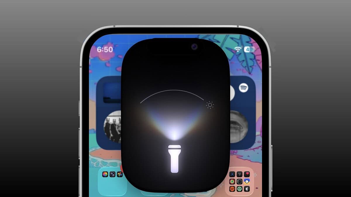 Apple Didn’t Remove Flashlight Beam Control - You Got the Wrong iPhone