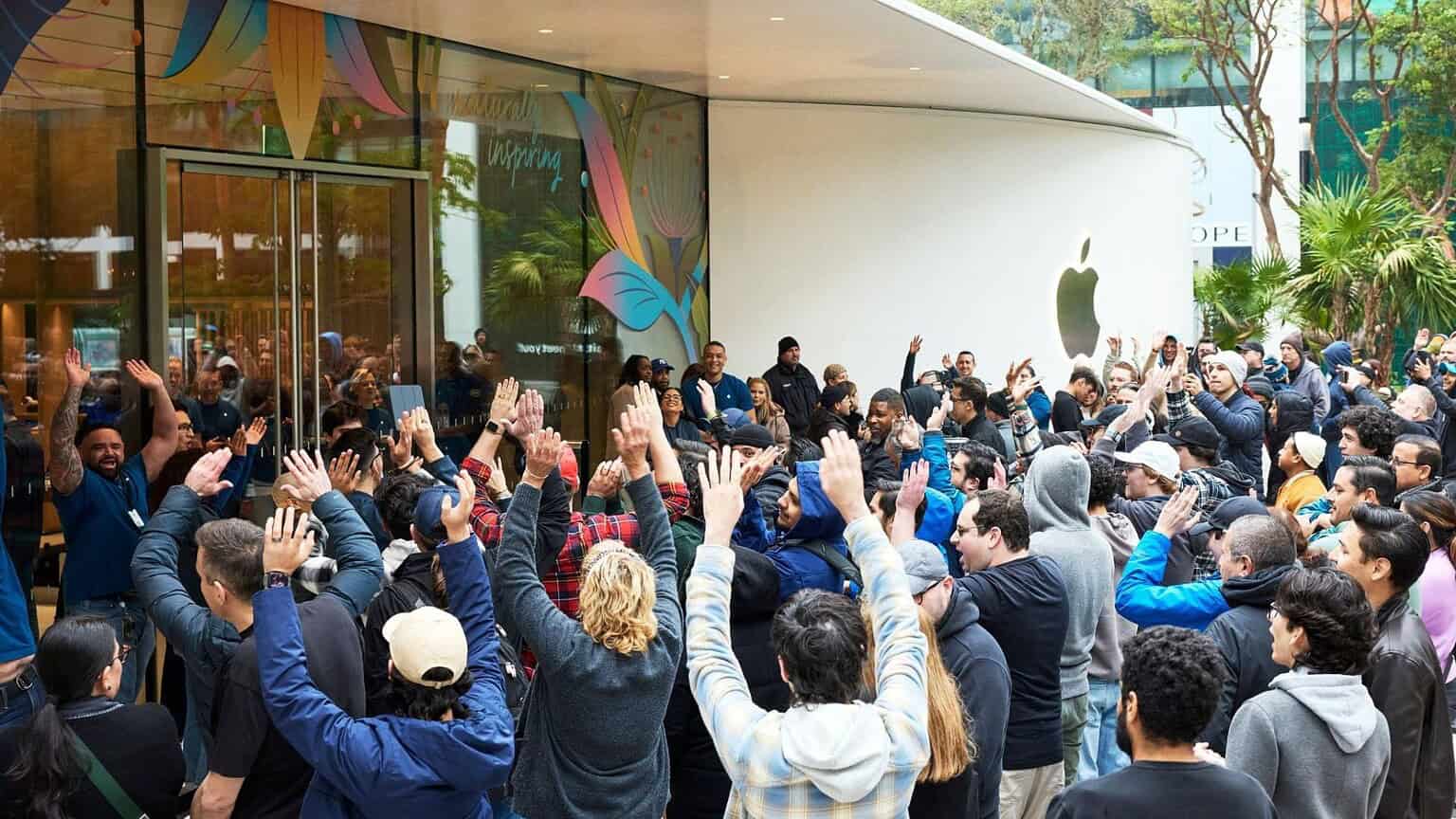 Apple Icon Composer: How to Use