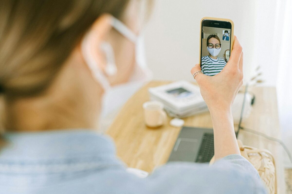 iOS 26 FaceTime Features: What’s New and How to Use Them