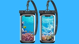 6 Best iPhone Waterproof Pouches for Your Adventure Trips