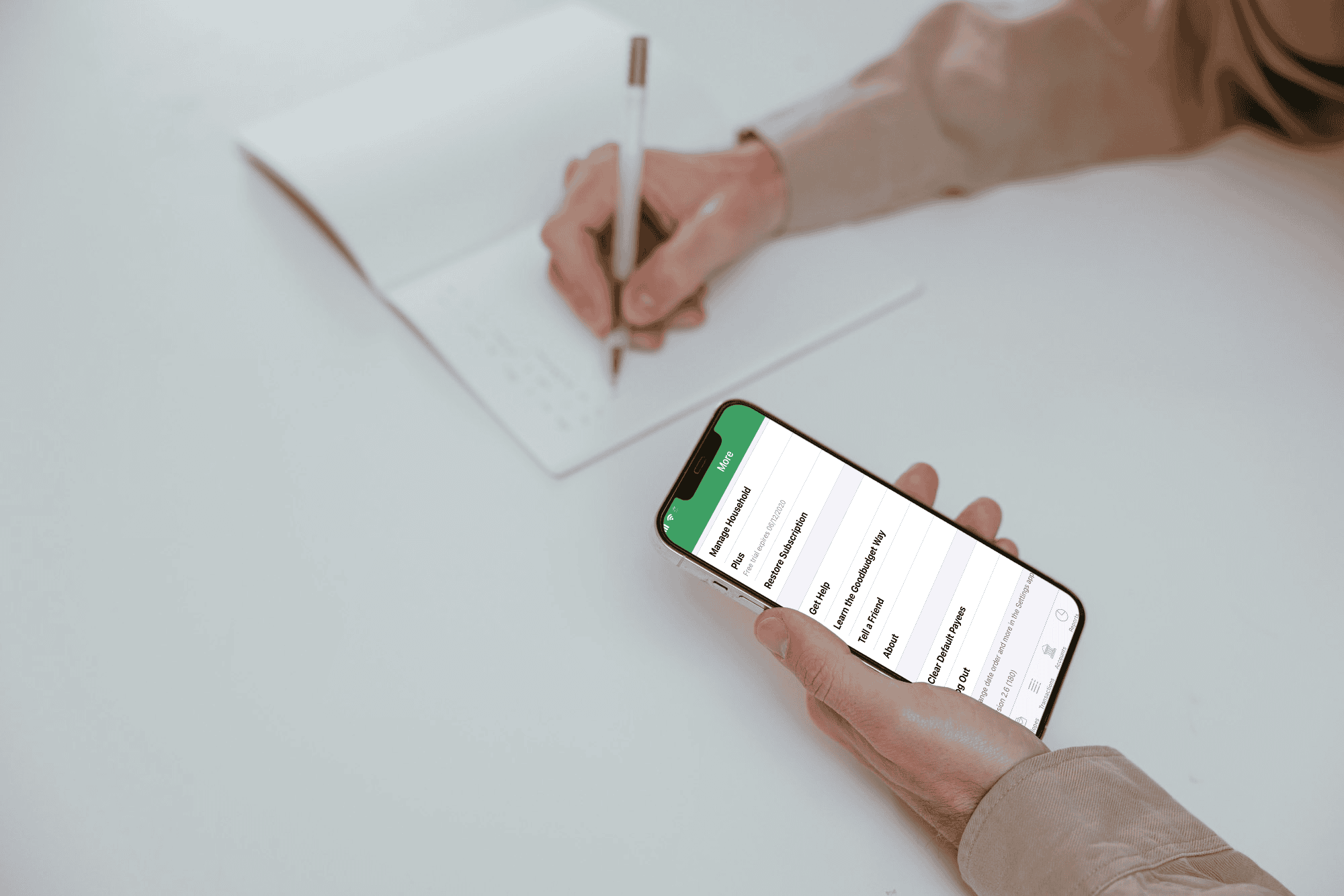 5 Essential iPhone Apps for Smart Personal Budgeting