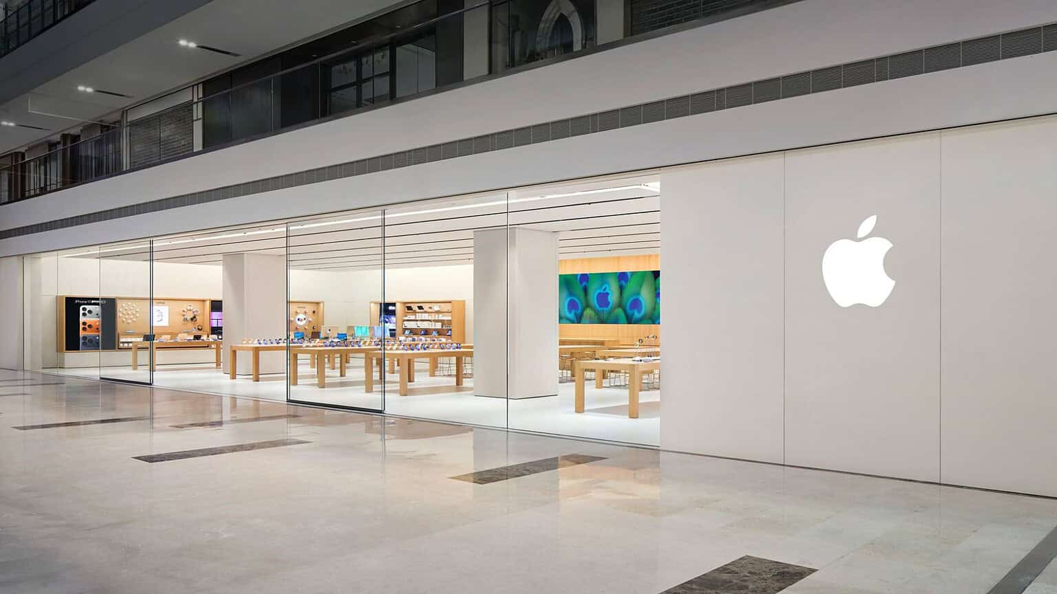 Apple Opens Its Fifth Retail Store in India at DLF Mall, Noida