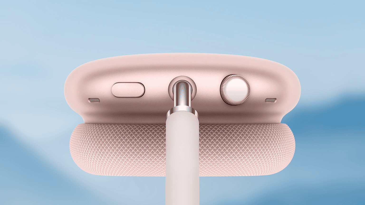 AirPods Max 2 Digital Crown Gets a New Camera Control Feature