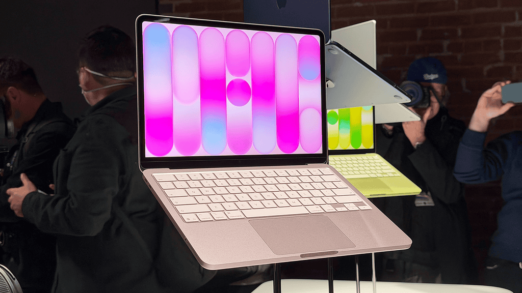 How To Open the Properties of a File or Folder on a MacBook (macOS ...