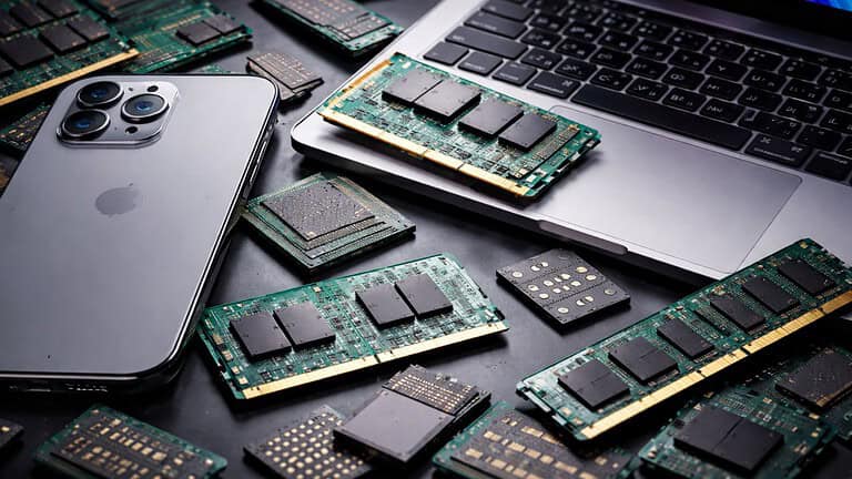 AI Boom Causes Severe Global Memory Chip Shortage Until 2027